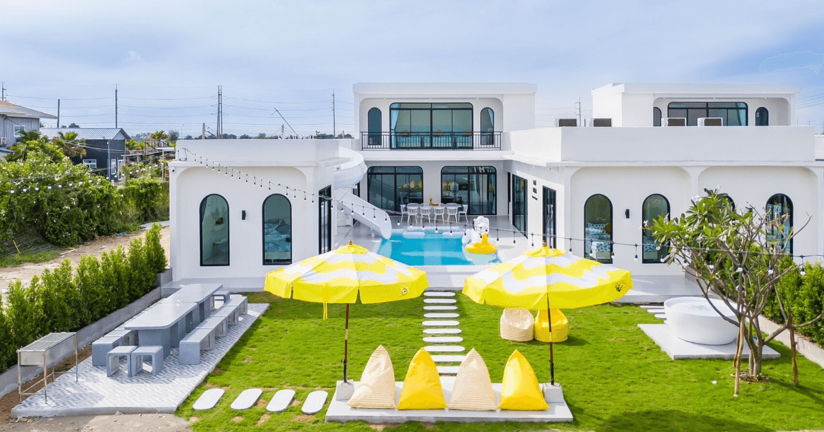Mar A House Pool Villa | บ้านพักติดทะเลหาดเจ้าสำราญ